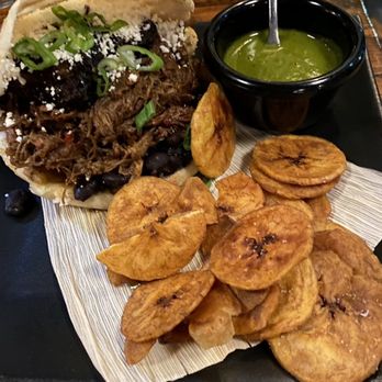 MAÏS AREPAS - 1322 Photos & 831 Reviews - 1200 Carondelet St, New ...