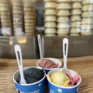 SPINNERS - 14 Reviews - Ice Cream & Frozen Yogurt - 3031 Grand Ave ...