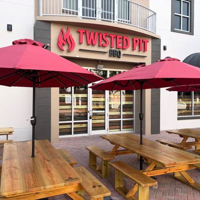 TWISTED PIT BBQ - Updated November 2025 - 48 Photos & 69 Reviews - 8130 ...