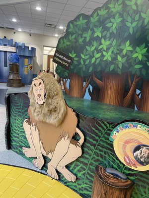 GAIL BORDEN LIBRARY - Updated November 2025 - 50 Photos & 47 Reviews ...