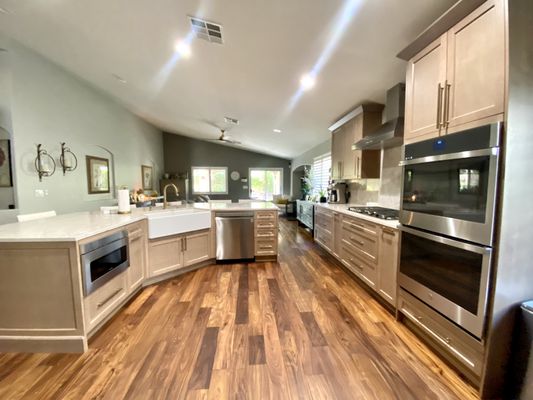 DOM CONSTRUCTION - Updated May 2024 - Request Consultation - 11 Photos - 5000 Birch St, Newport ...