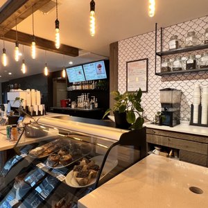 ROSECOMB - Updated December 2025 - 51 Photos & 40 Reviews - 921 Barton ...