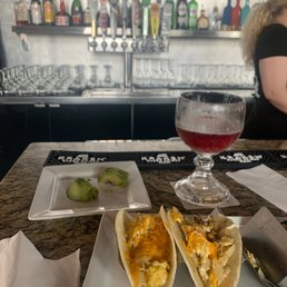LOCAL TAP & TABLE - 93 Photos & 103 Reviews - 3333 Harry Hines Blvd ...