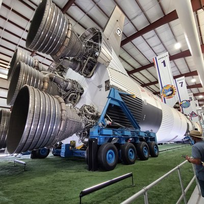 ROCKET PARK - Updated October 2025 - 62 Photos & 17 Reviews - 2101 E ...