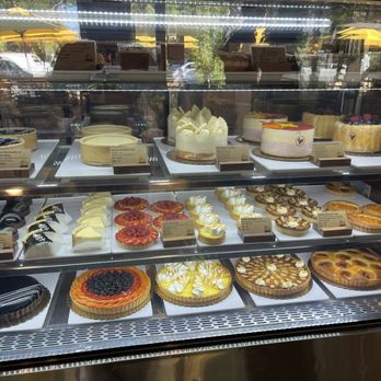 UPPER CRUST BAKING - Updated May 2025 - 234 Photos & 172 Reviews - 634 ...
