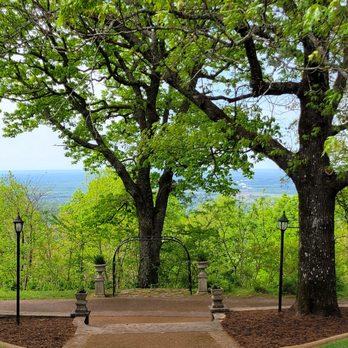 BURRITT ON THE MOUNTAIN - Updated December 2025 - 348 Photos & 23 ...