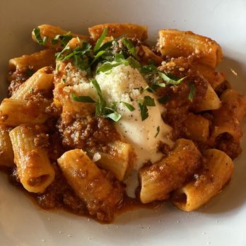 RIGO - Updated May 2024 - 4552 Photos & 939 Reviews - 885 Kapahulu Ave ...