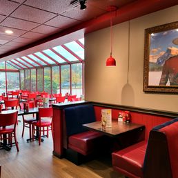 RED ROBIN GOURMET BURGERS AND BREWS - Updated January 2026 - 208 Photos ...