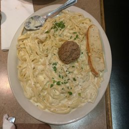 SALVATORIS AUTHENTIC ITALIAN EATERY - FORT WAYNE - Updated March 2025 ...