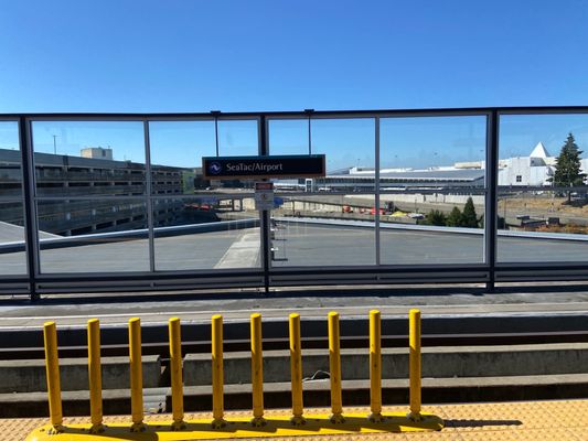 SEATTLE AIRPORT SHUTTLE - Updated December 2025 - 101 6th Ave S ...