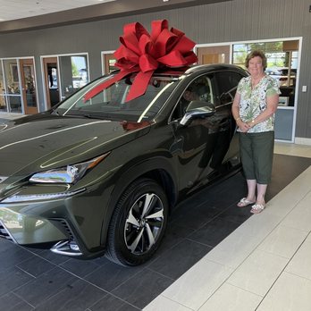 DOLAN LEXUS - Updated March 2025 - 335 Photos & 295 Reviews - 7175 S ...