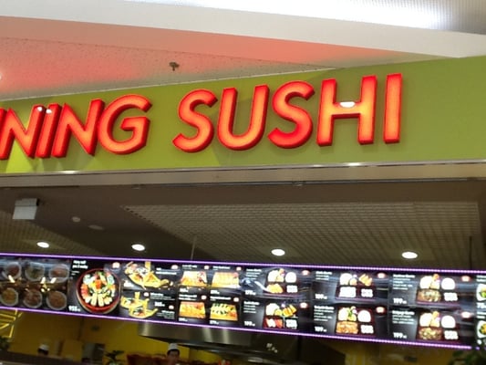 MAKAKIKO RUNNING SUSHI - Updated December 2025 - 10 Reviews - Plzeňská ...