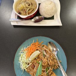 STICKY RICE CAFE - 478 Photos & 380 Reviews - 2810 International Blvd ...