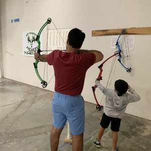 WEST HOUSTON ARCHERY - 18 Photos & 21 Reviews - 11522 Katy Fwy, Houston ...