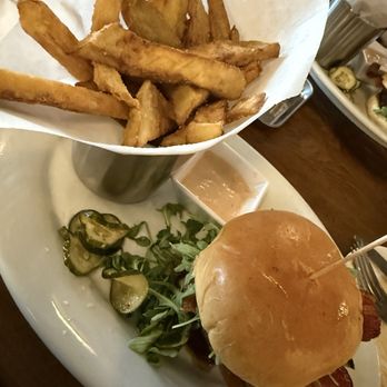 MAX BURGER - Updated October 2025 - 214 Photos & 374 Reviews - 684 ...