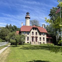 GROSSE POINTE LIGHTHOUSE - 56 Photos & 14 Reviews - Landmarks ...