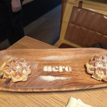 NERO WAFFLES - Updated July 2024 - 1212 Photos & 548 Reviews - 1002 ...