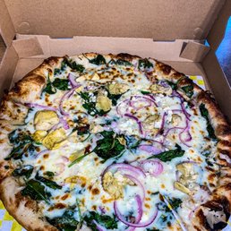 MYSTIC MOUNTAIN PIZZA - Updated August 2025 - 211 Photos & 259 Reviews ...