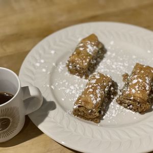 DRAKE DINER - Updated October 2025 - 231 Photos & 319 Reviews - 1111 ...