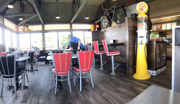 ZIP’S DRIVE IN - 33 Photos & 33 Reviews - 10125 N Division St, Spokane ...