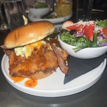 402 EAT + DRINK - Updated April 2025 - 350 Photos & 206 Reviews - 17305 ...