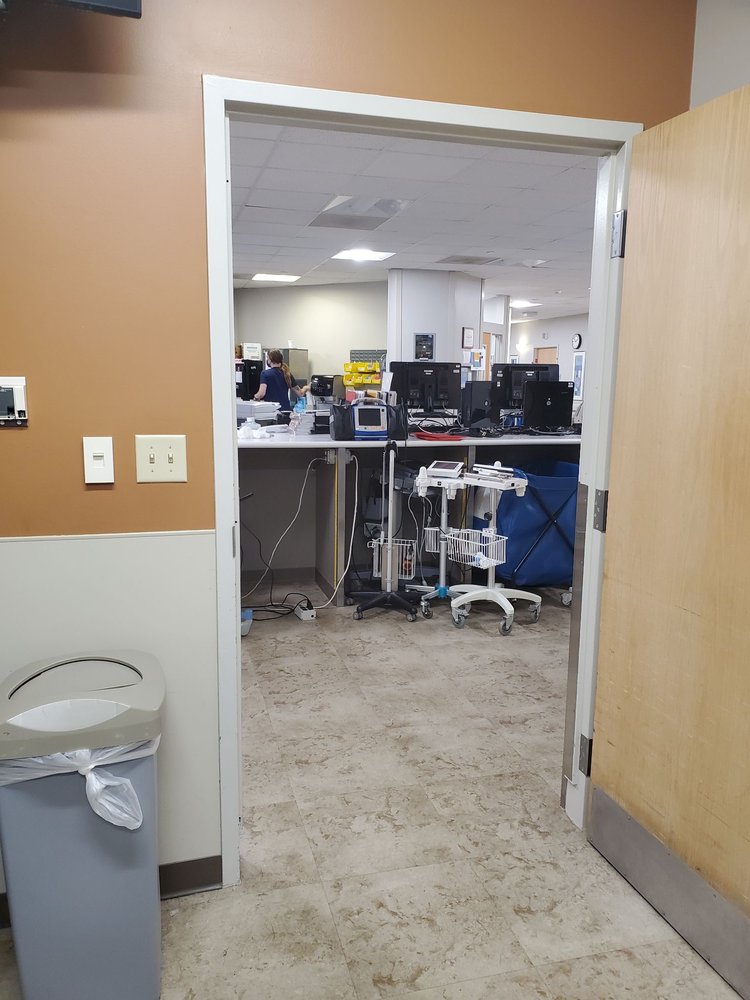 COMMUNITY HOSPITAL NORTH - Updated December 2025 - 23 Photos & 77 ...