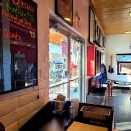 FRANK’S FAMOUS CHICKEN & WAFFLE - Updated December 2024 - 531 Photos ...