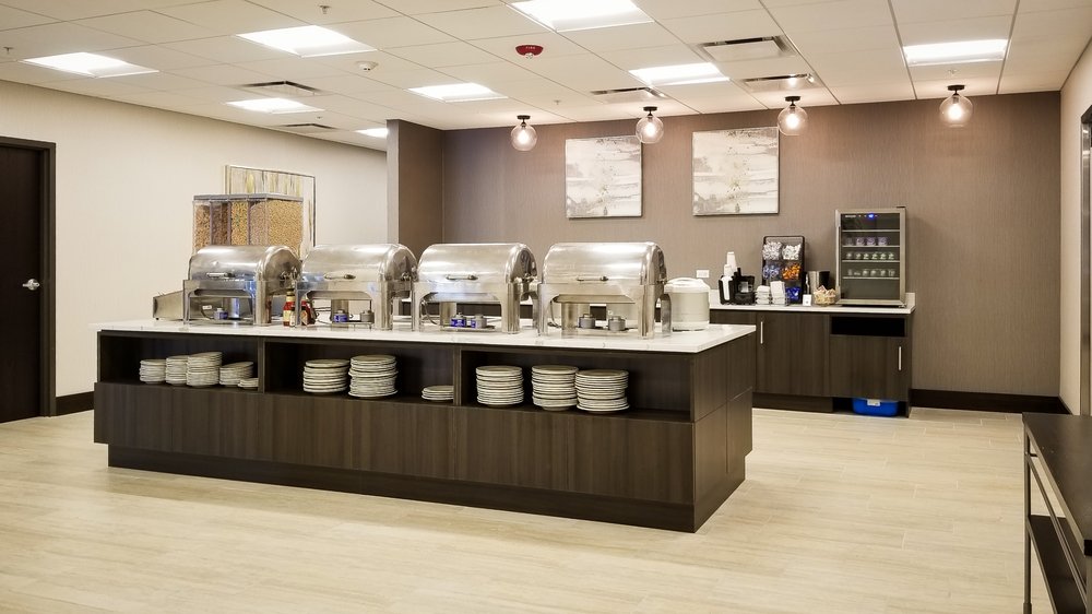 WYNDHAM CHICAGO O’HARE - 72 Photos & 26 Reviews - Hotels - 1450 E Touhy ...