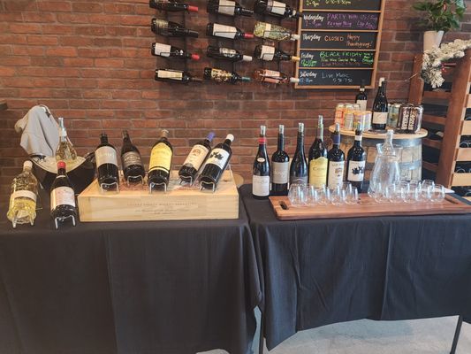 GRAPES AND HOPS - Updated October 2025 - 69 Photos & 36 Reviews - 4843 ...