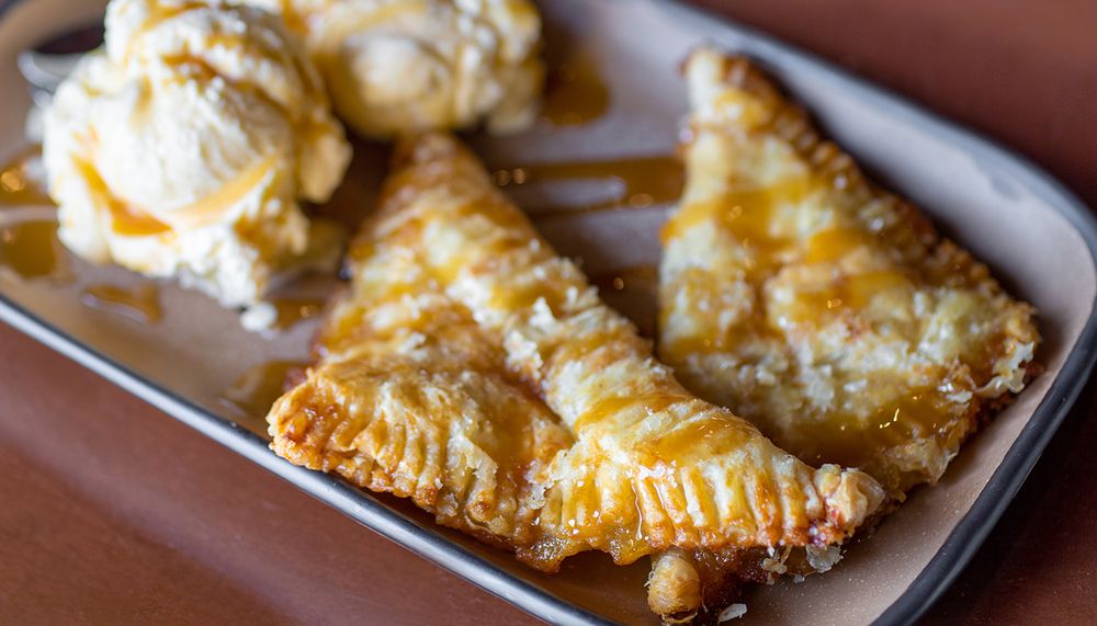 TJ CHUMPS - Updated February 2025 - 45 Photos & 71 Reviews - 559 S Main ...