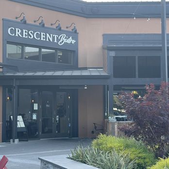 CRESCENT BISTRO - Updated May 2024 - 358 Photos & 272 Reviews - 45 ...