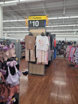 WALMART - Updated November 2024 - 120 Photos & 38 Reviews - 255 W Main ...