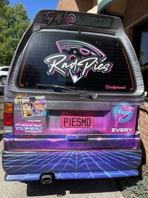 RAD PIES - Updated May 2024 - 70 Photos & 93 Reviews - 10210 Governor ...