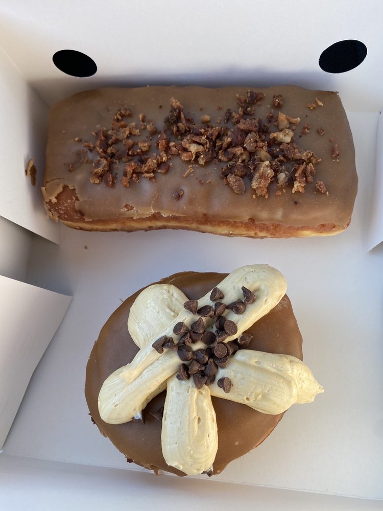 LEGENDARY DOUGHNUTS - Updated November 2025 - 248 Photos & 209 Reviews ...