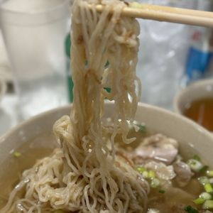 PHO BASI - Updated October 2025 - 72 Photos & 65 Reviews - 922 S Marine ...