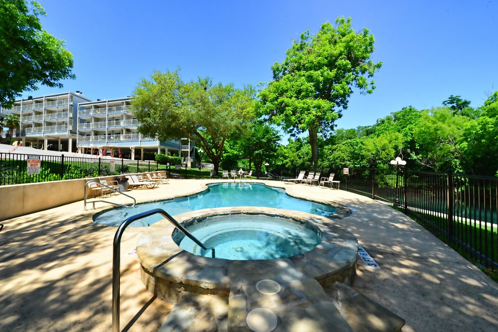 TWO RIVERS TREEHOUSE - COOL COMAL COTTAGE - Updated July 2024 - 35 ...