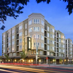 THE M SEATTLE - Updated November 2024 - 20 Photos - 4700 Brooklyn Ave ...