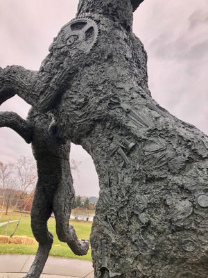 GIANT DANCING RABBITS OF BALLANTRAE PARK - Updated November 2025 - 22 ...