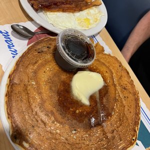 KINNI CAFÈ - RIVER FALLS - Updated July 2025 - 35 Photos & 43 Reviews ...