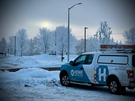 Howe - Updated December 2025 - 71 Photos - 12 Reviews - 712 E 3rd St ...