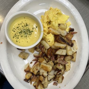 BISCUITS CAFE - Updated May 2025 - 440 Photos & 505 Reviews - 35105 ...