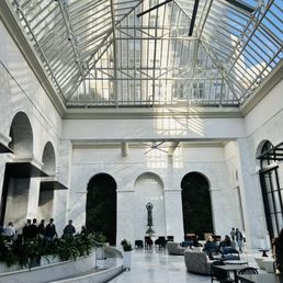 THE HOLBROOK HOUSE - Updated October 2025 - 575 Photos & 213 Reviews ...