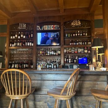 CLARK’S INN AND RESTAURANT - Updated August 2025 - 227 Photos & 325 ...