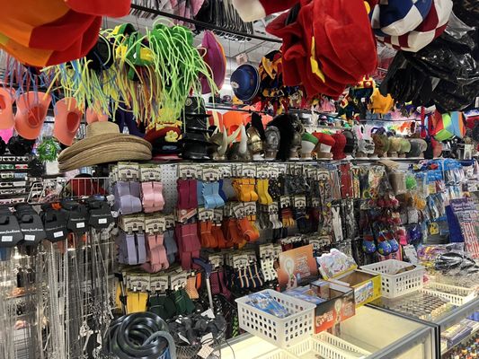 GYPSY TREASURE COSTUMES - Updated September 2024 - 60 Photos & 113 ...