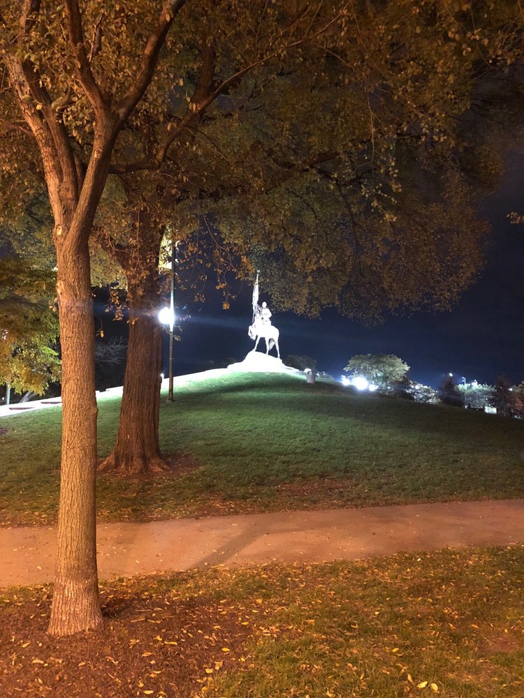 LOGAN MONUMENT - Updated September 2024 - 947 S Michigan Ave, Chicago ...