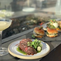 HIVE AND HONEY ROOFTOP BAR - Updated July 2025 - 1002 Photos & 868 ...