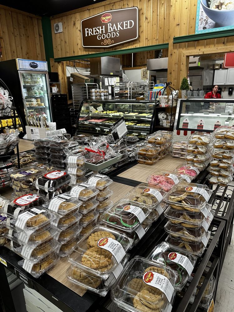 THE STORE - Updated December 2025 - 56 Photos & 19 Reviews - 90 S Rio ...