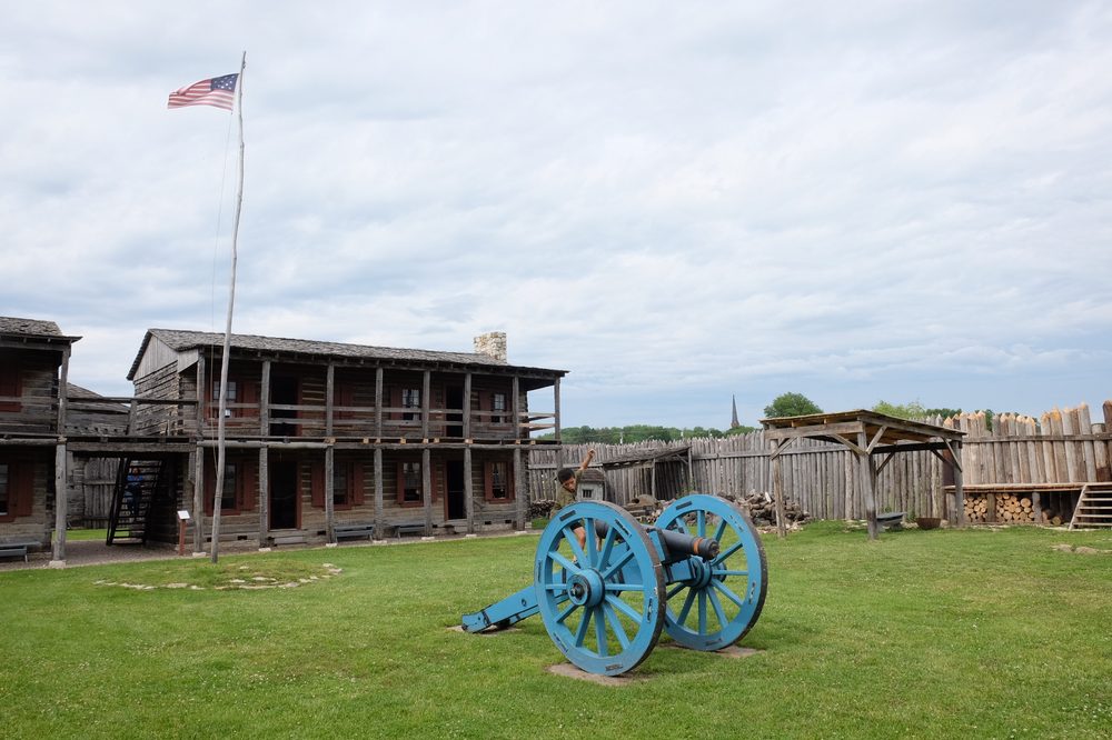 OLD MADISON FORT - Updated July 2024 - 13 Photos - 716 Riverview Dr ...