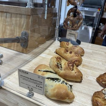 LA FARM BAKERY - Updated December 2025 - 24 Photos & 20 Reviews - 122 ...
