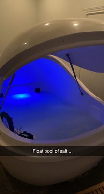 FLOAT ROBINS - Updated December 2025 - 14 Photos & 13 Reviews - 225 ...